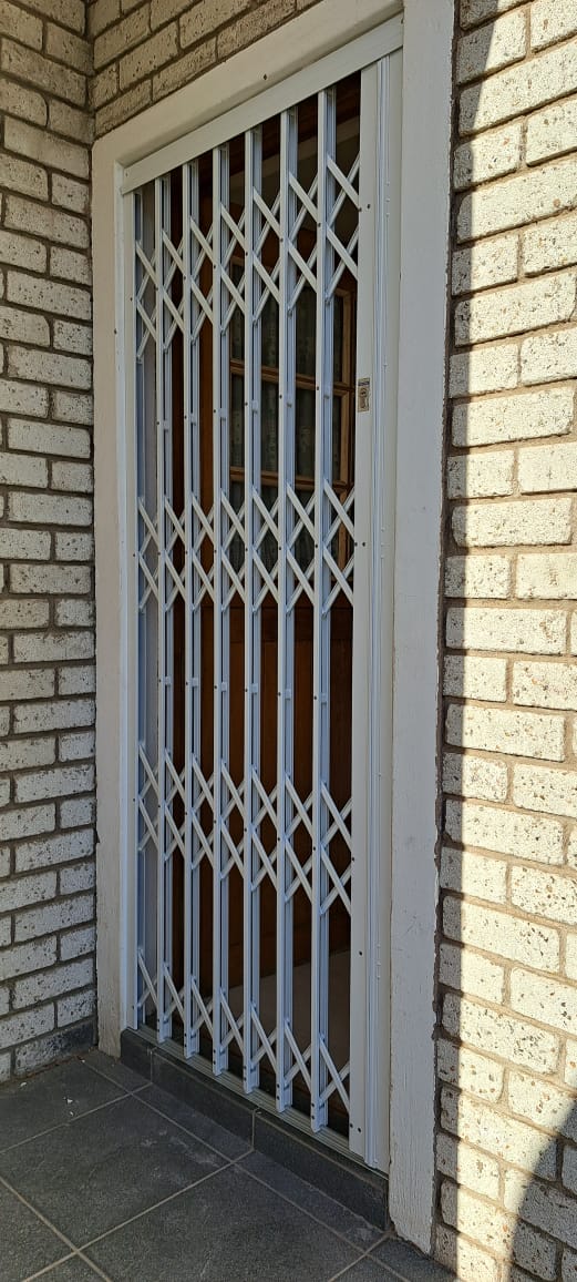 Trellidor Gallery App